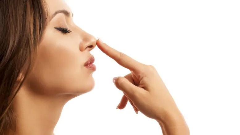 Rhinoplastie de la pointe du nez